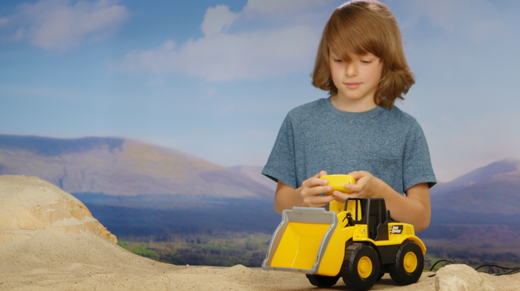 Mega Fleet ™ R/C Wheel Loader (12″ / 30cm) – NikkoToys Ltd.